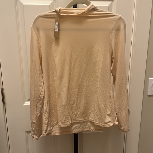 SKIMS | Tops | Skims Fits Everybody Turtleneck Top In Sand New | Poshmark